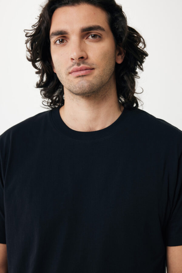 Kakadu relaxed recycled cotton t-shirt, black - Iqoniq